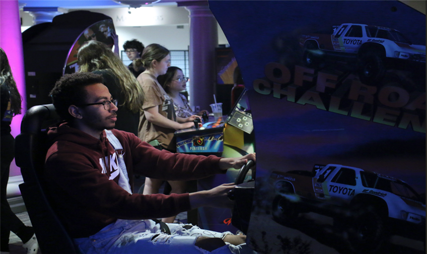 Gameroom Arcade Night - Roanoke College