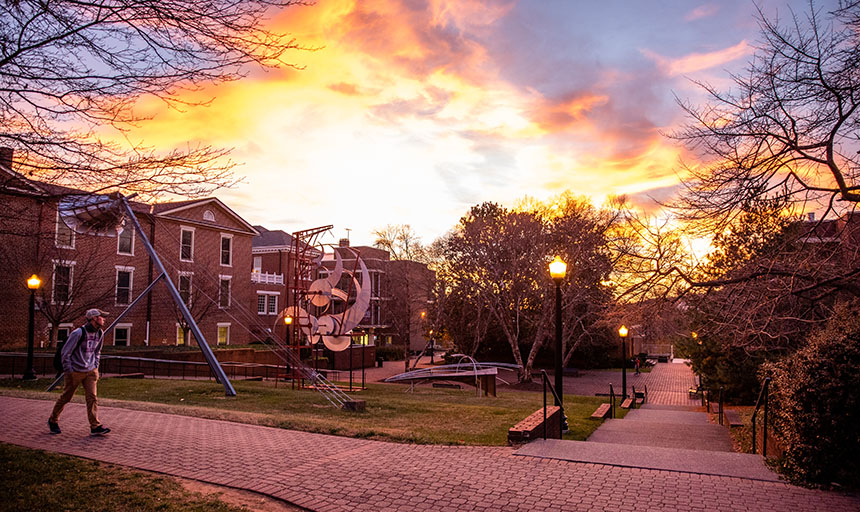 Evening Classes Begin - Roanoke College