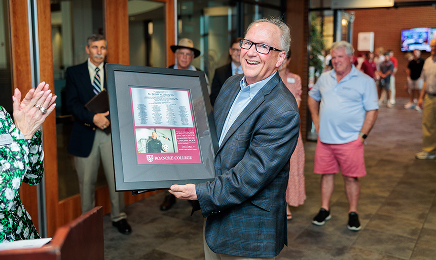 Athletic Director Scott Allison '79 signs off - Roanoke College