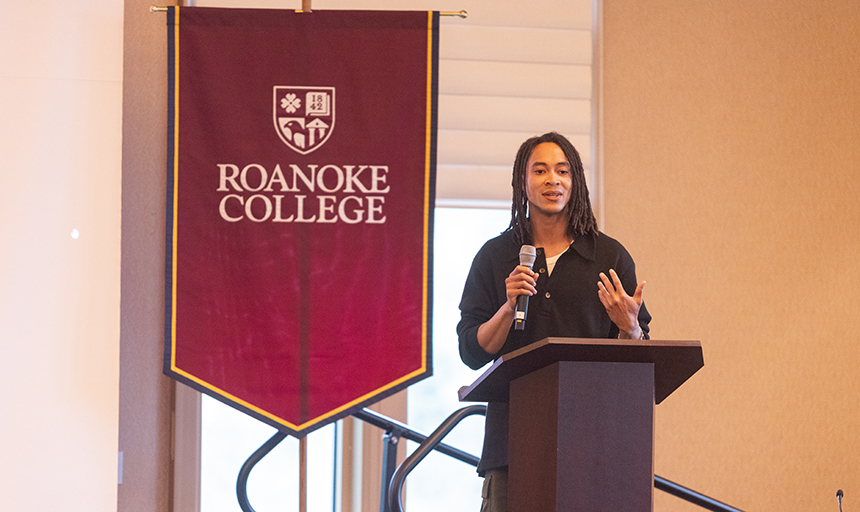 Memorial artist Sandy Williams IV opens exhibition at Roanoke - Roanoke ...