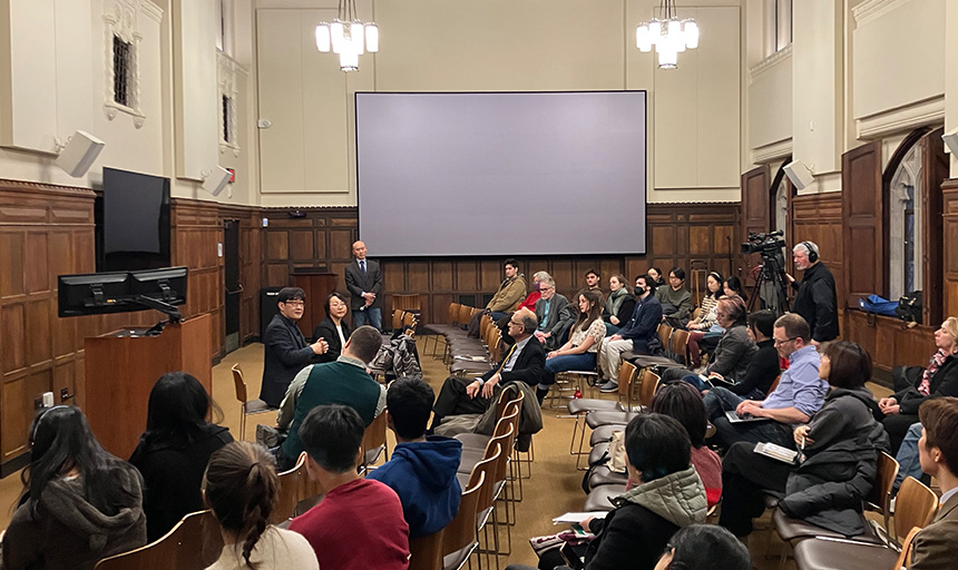 Xu invited to deliver expert address at Yale University - Roanoke College