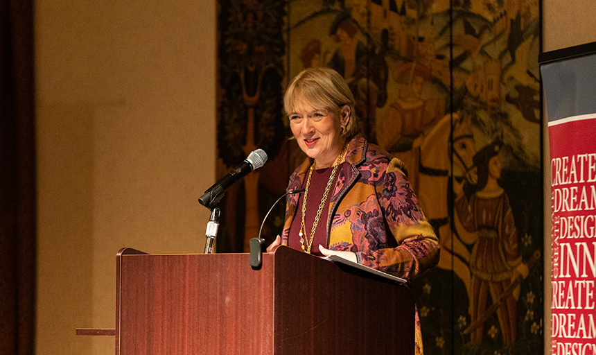 Nancy Agee speaks on servant leadership - Roanoke College